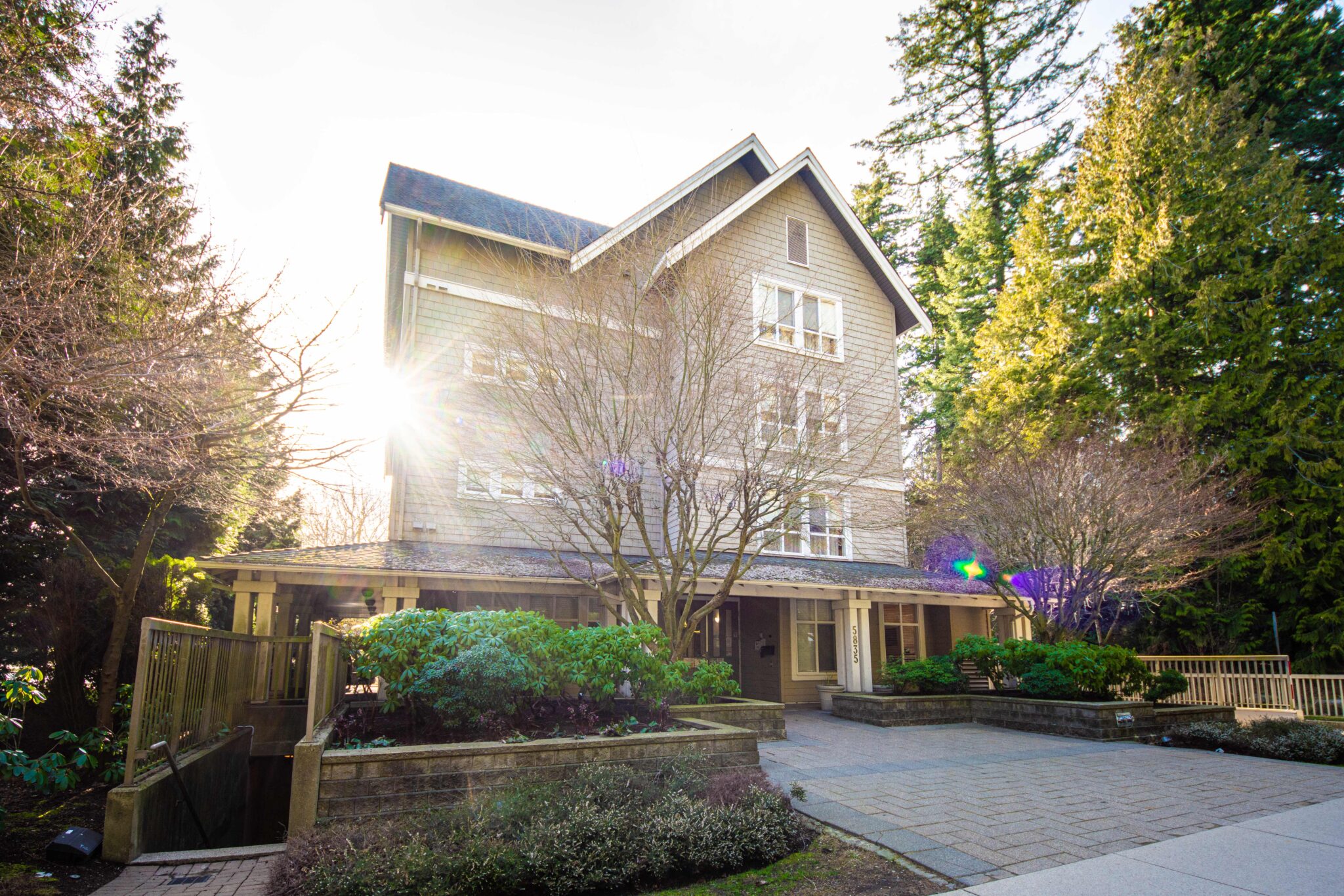 Visit TRIUMF | Tour Canada’s Premier Particle Accelerator Centre – TRIUMF